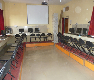 Computer Lab – Shri Krishan Collage